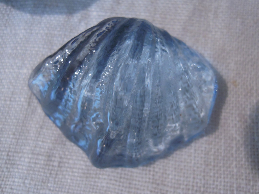 Vintage Blue Glass Sea Shell / Sea Shell Glass Paper Weight / Blue Art ...