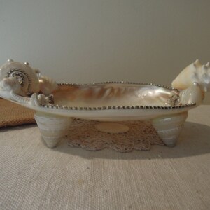 Vintage Bejeweled Footed Clam Shell / Mother of Pearl Shell Dish ...