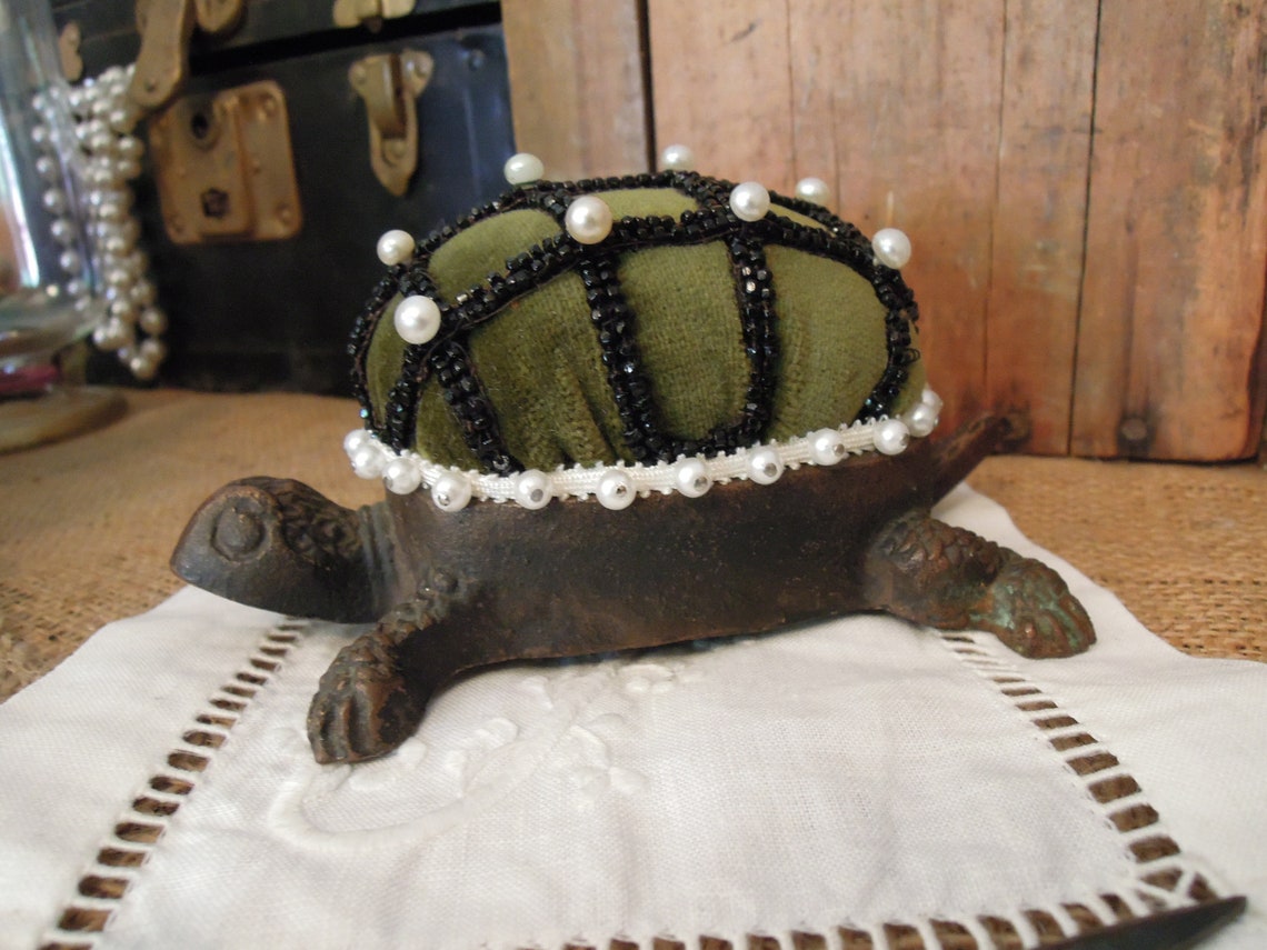 Vintage Turtle Pincushion OOAK / Cast Iron Turtle Pin Cushion - Etsy