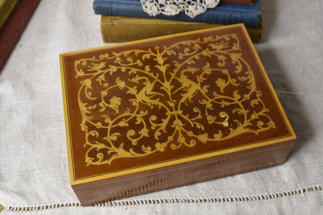 Vintage Inlaid Wood Work Ornate Box / Made in Italy / Marquetry Inlay ...