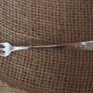 Vintage Sterling Relish Fork / Small Simple Serving Fork / Silver 3 ...