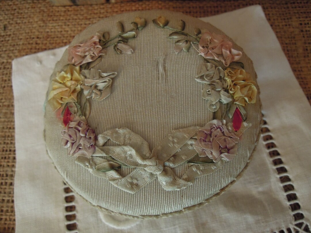 Vintage Silk Ribbon Floral Pin Cushion / Vintage Sewing / Victorian Pin ...