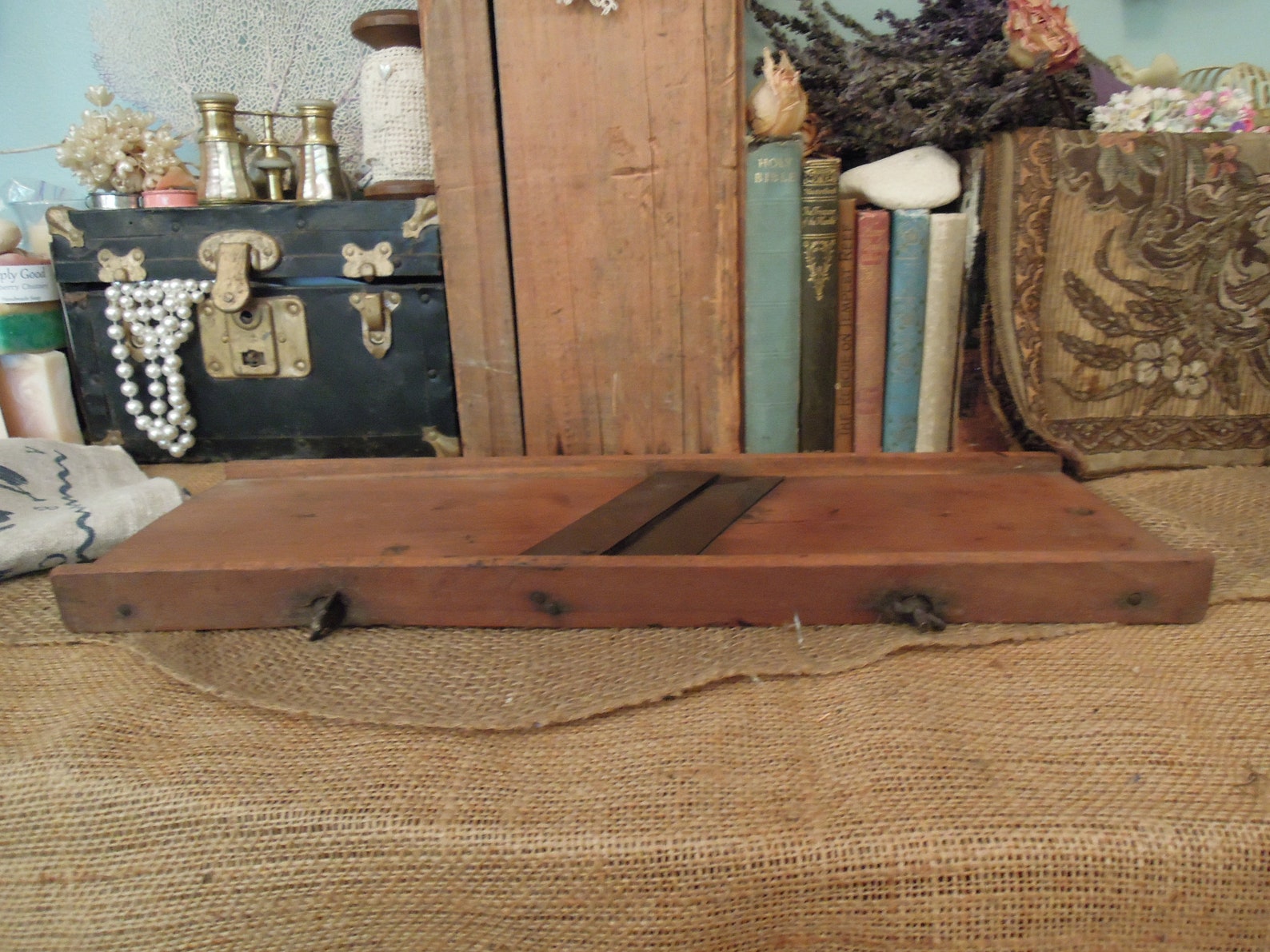 Antique Wood Mandolin / Vintage Wooden Manodlin / Primitive Farm Decor ...