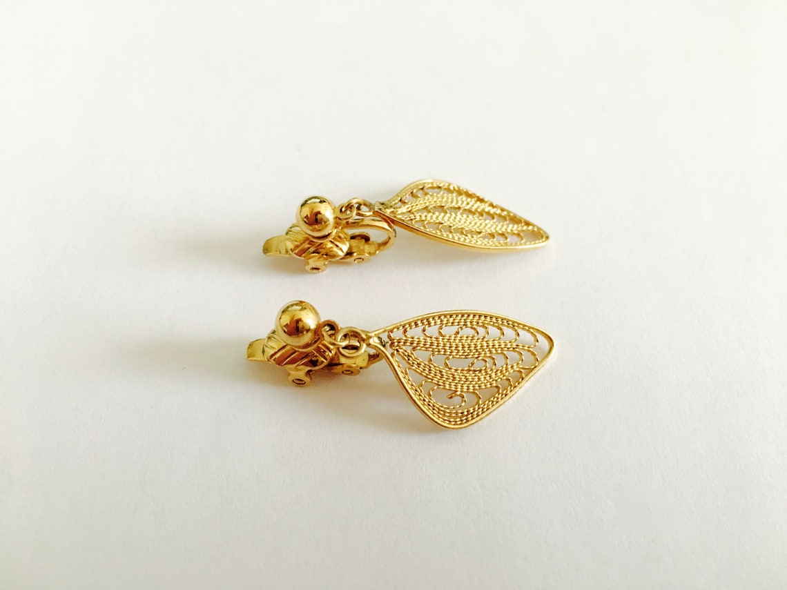 Vintage Trifari Gold Tone Clip on Earrings, Organic Leaf Design ...