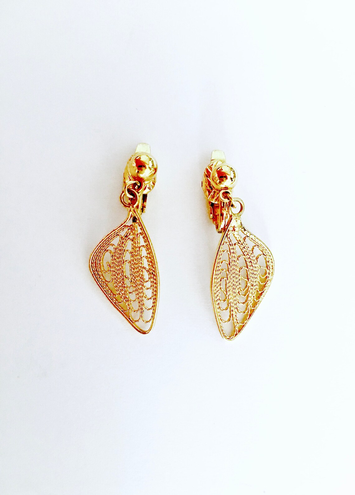 Vintage Trifari Gold Tone Clip on Earrings, Organic Leaf Design ...