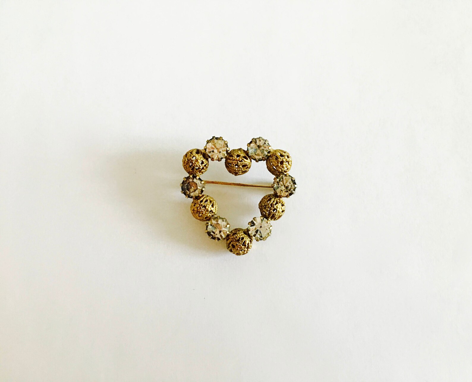 Vintage Sparkling Heart Pin or Brooch With Gold Toned Filigree Beads ...
