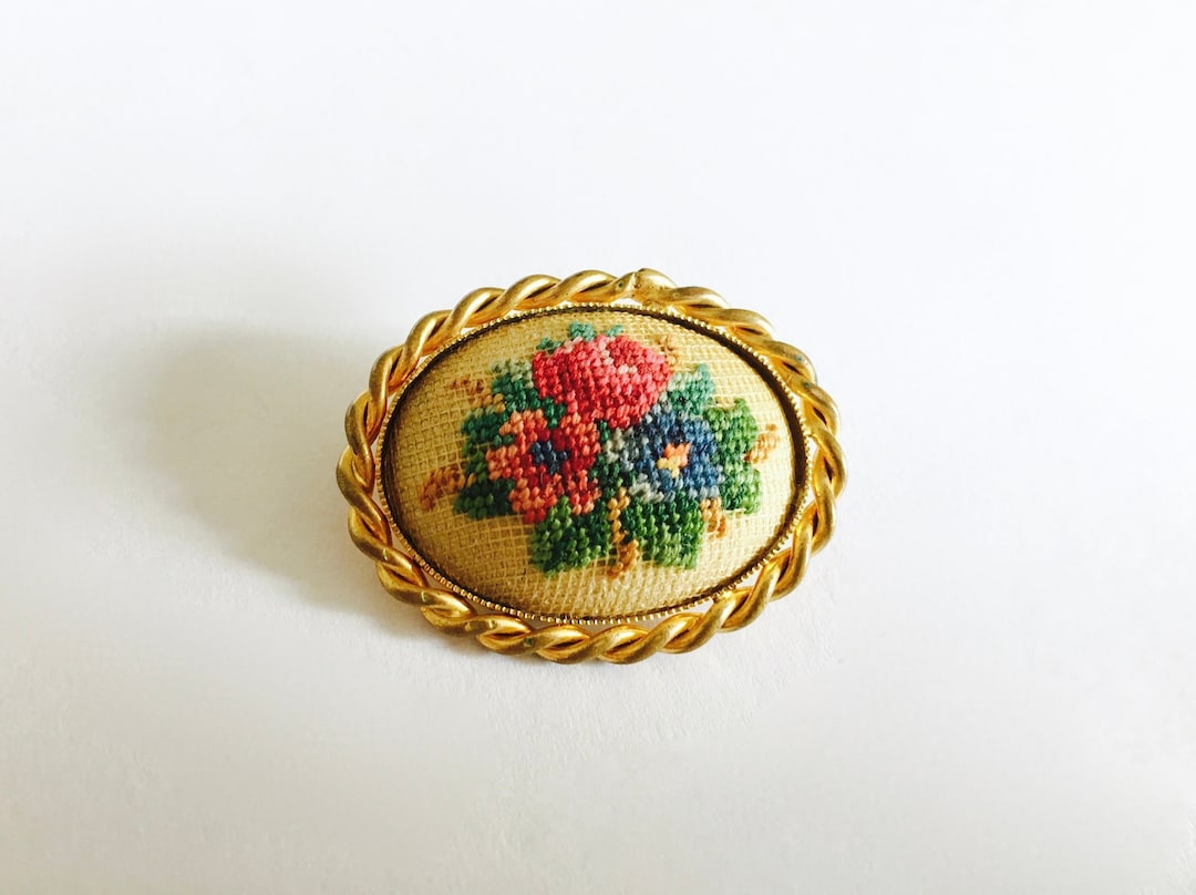 Vintage Petit Point Floral Bouquet Oval Brooch With Gold Tone Frame ...