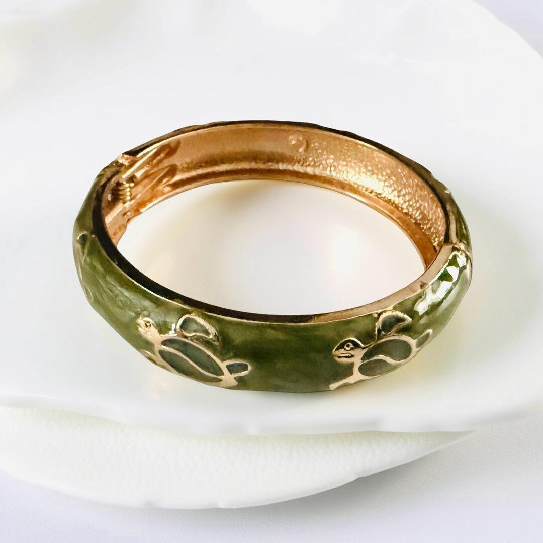 Vintage Jiu Long Xing Round Enamel Hinged Cuff Bracelet, Sea Turtle ...