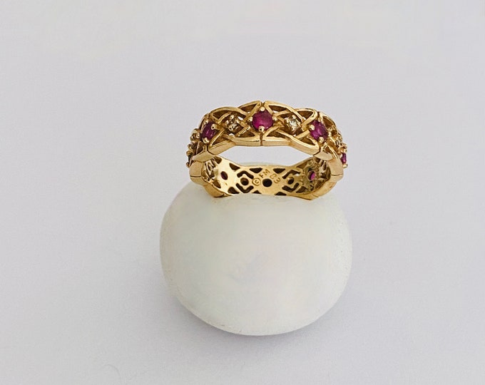 Franklin Mint Eternity Ring Designed and Signed by Hubert De Givenchy ...