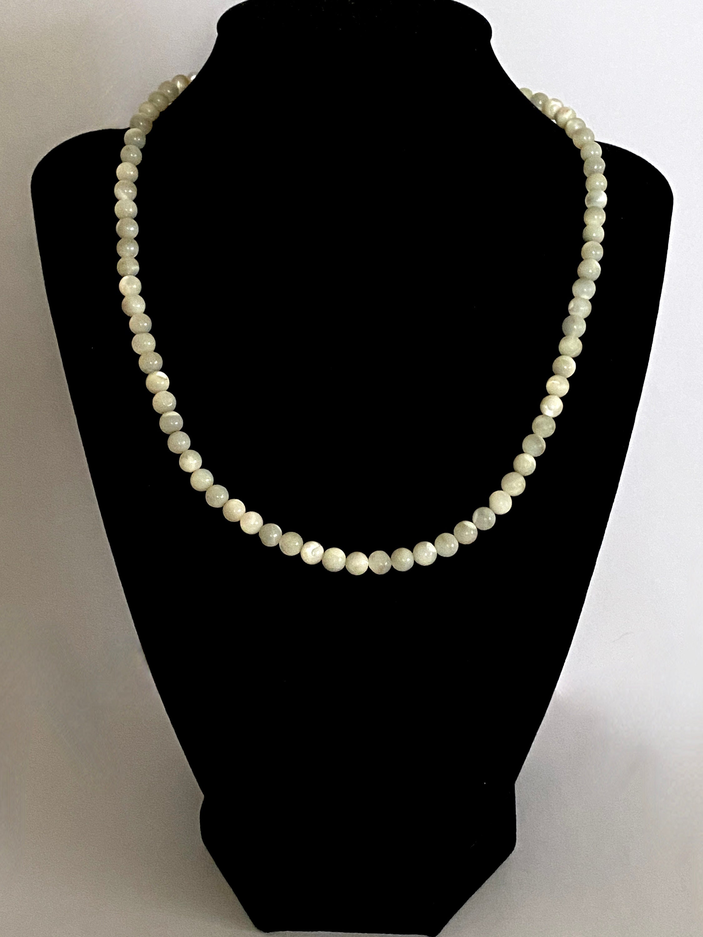 Elegant Mother Of Pearl Bead Necklace Photos