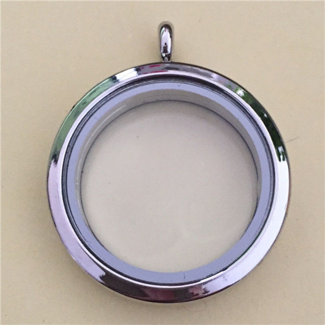 Large Silver 35mm Round Floating Locket Round Memory Locket | Etsy