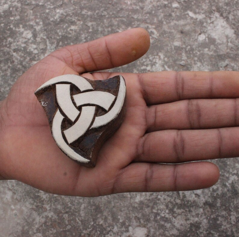 Triskele Wood Block Stamp Hand Carved Fabric Stamp Round Wood Block ...