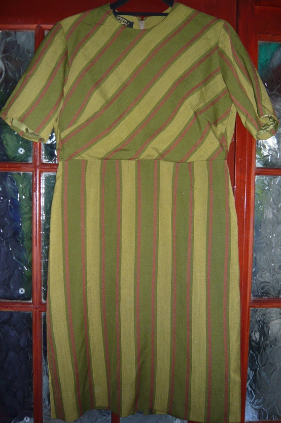 1960's Vintage Trevira Green & Red Striped Above the … - Gem