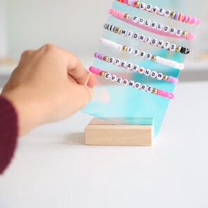 SWIFTIE - Friendship Bracelet Display Stand - Wood & Acrylic – Display ...