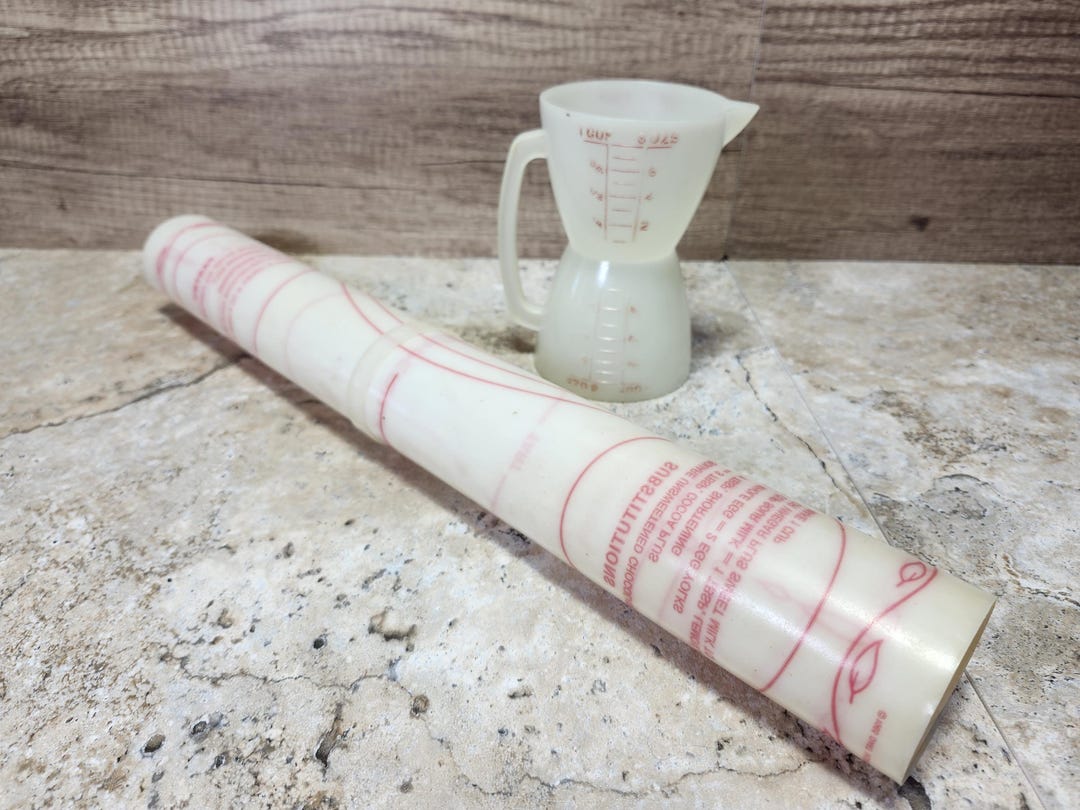 Set Tupperware Baking Items, 1965, Pastry Mat, Vintage Retro, Plastic ...