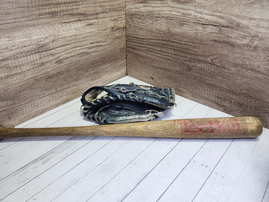 Vintage Cooper Baseball Glove & Louisville Slugger Bat: Man Cave Decor ...