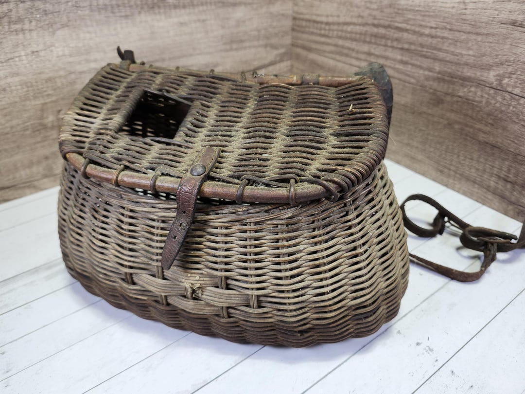 Wicker Fishing Creel, Vintage, Basket, Leather Strap, Rustic, Cabin ...