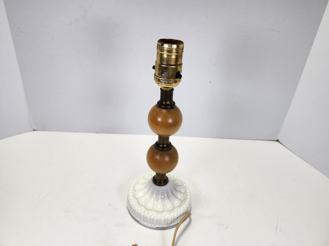Vintage Table Lamp Base, Ornate Decoration, Living Room, Small Bedside ...