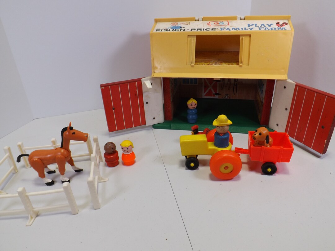 Fisher Price Family Play Farm, Vintage, Toy, Barn, 915, Playroom, Toys ...