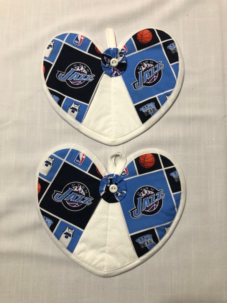 Utah Jazz Basketball NBA Heart Shaped Hot Pad Oven Mitt Pot - Etsy