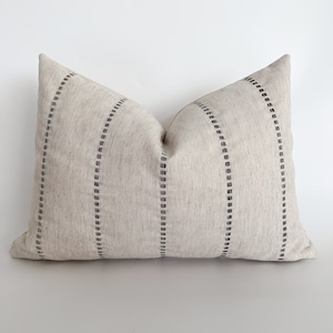 Bed Pillow Combo 'gray Aesthetic', Bedroom Pillows, Pillow Combos, Gray ...