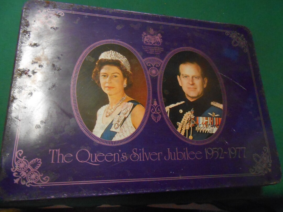 The Queen's Silver Jubilee 1952-1977 Tin Box - Etsy