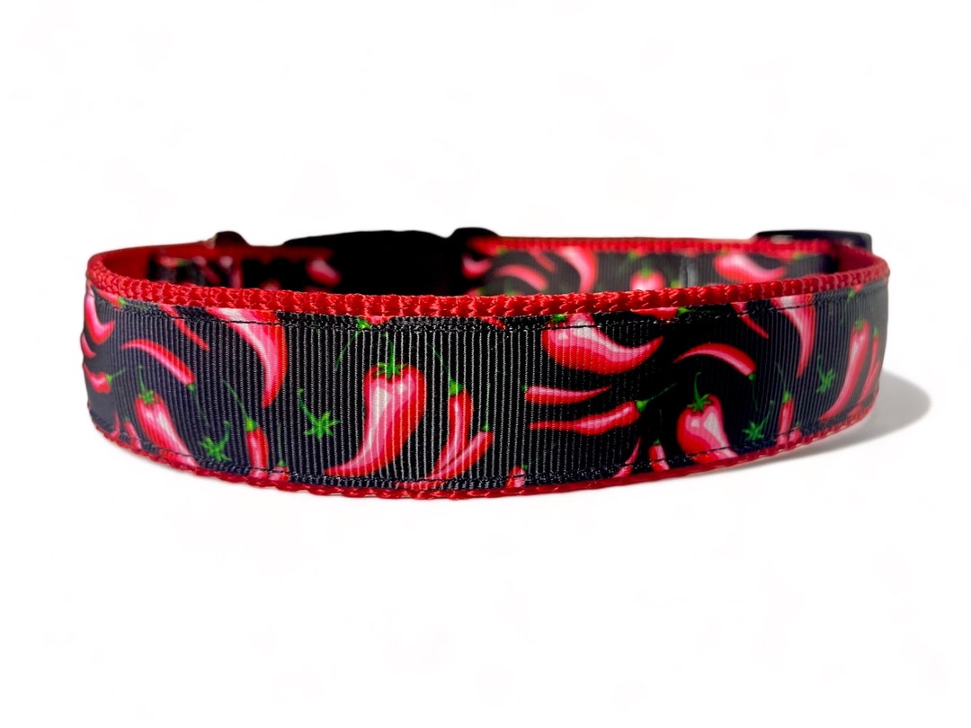 Spicy - Hot Peppers - Chili Peppers - Black - Red - Dog Collar - 1 ...