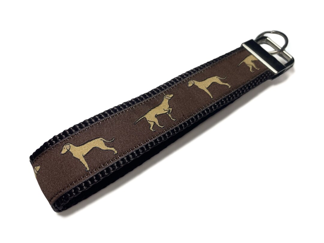 Hunting Dog - Pointer - Tracking - Brown - Key Fob - 5" Looped in ...