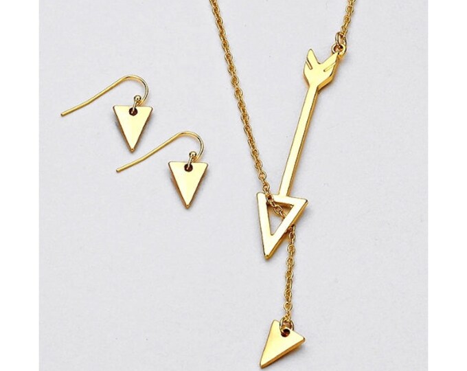 Long Gold Toned Looped Arrow Shiny Metal Chain Necklace - Etsy