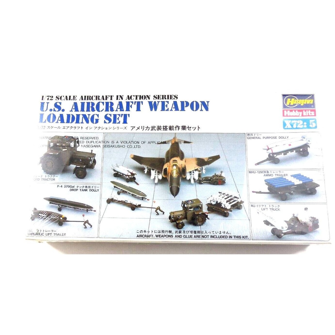 Hasegawa US Aircraft Weapon Loading Set 1/72 Scale Fuel Truck Tractor ...