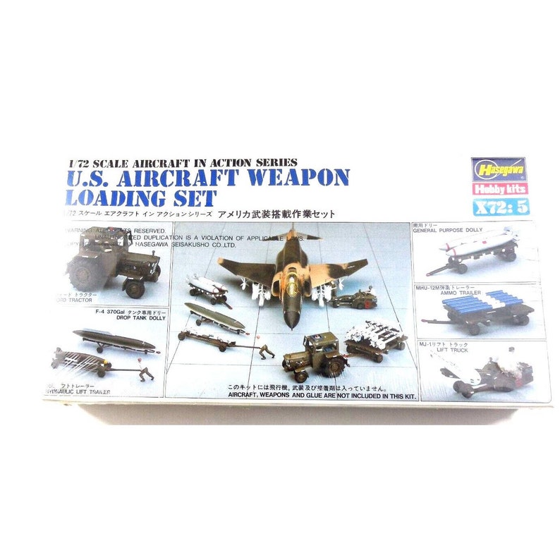 Hasegawa US Aircraft Weapon Loading Set 1/72 Scale Fuel Truck Tractor ...