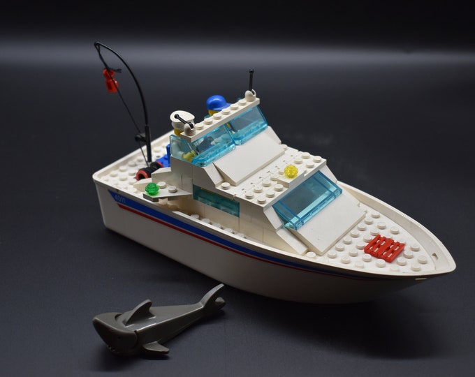Vintage Lego 4011 Cabin Cruiser - Etsy