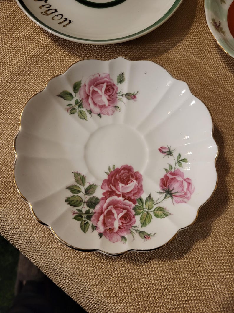 Vintage Mismatched Teacup and Saucer Set/ Saji Fancy China Cup and ...