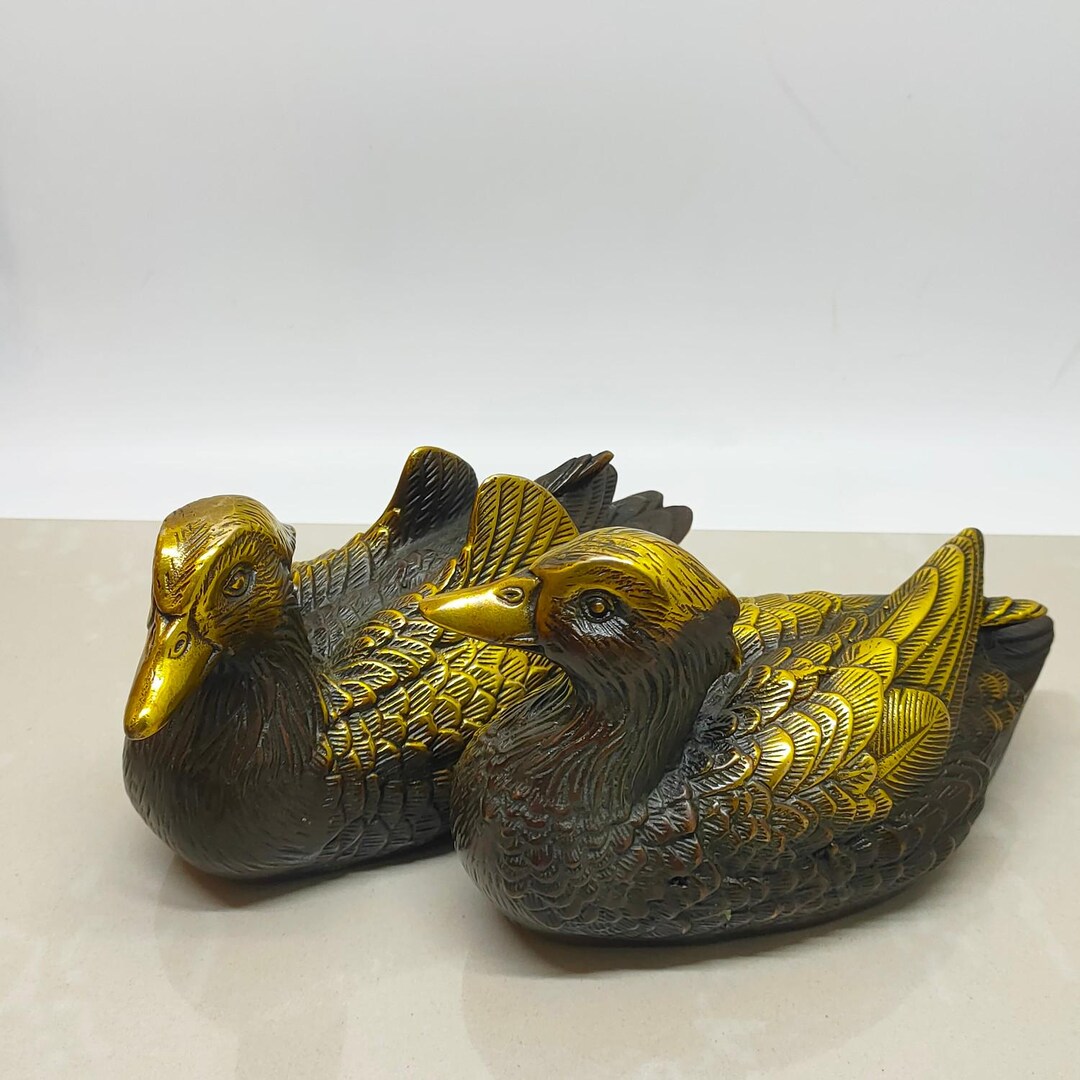 Chinese Antique Pure Copper Gilt Hand Carving a Pair of Mandarin Ducks ...