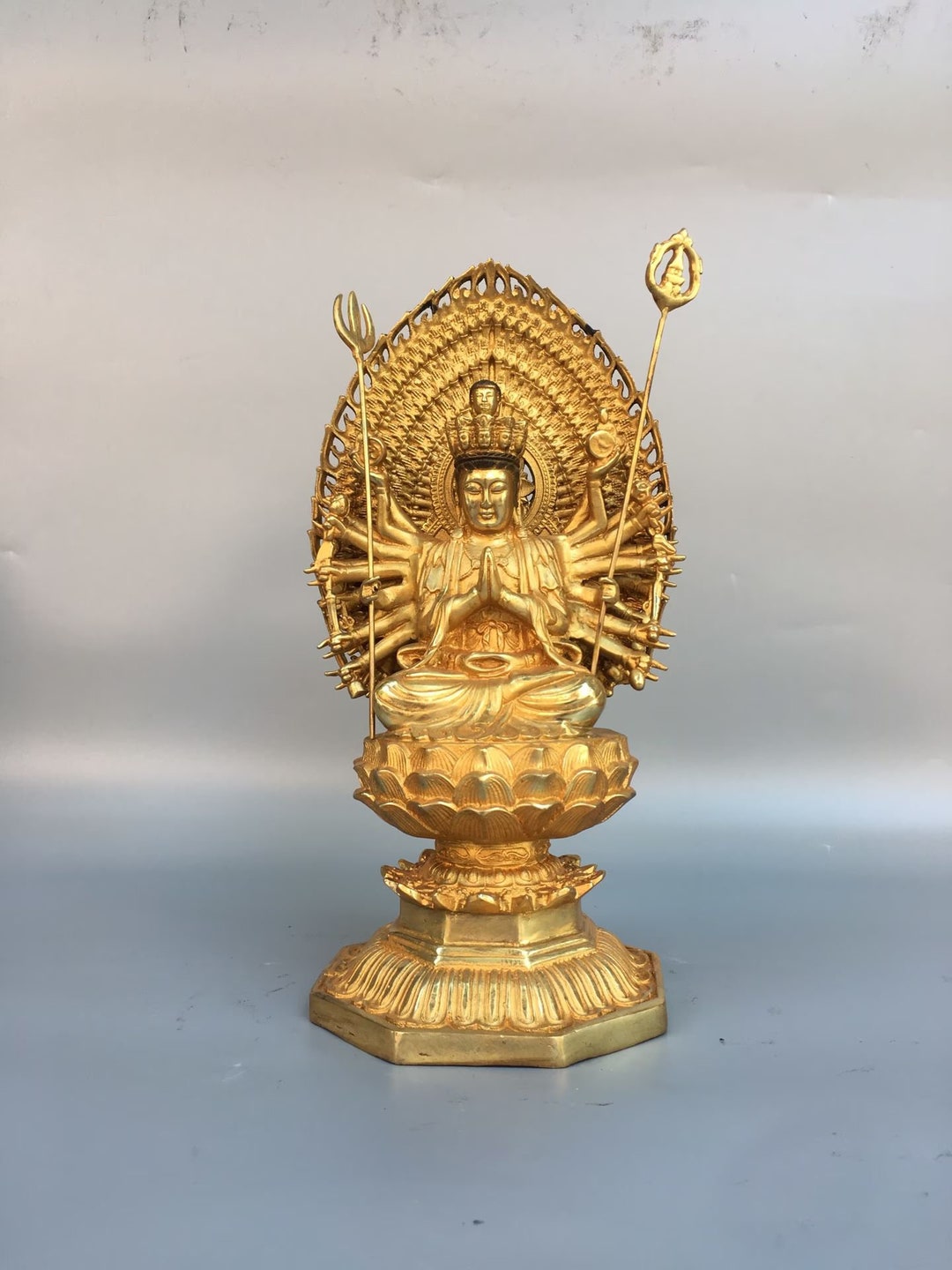 Chinese Pure Hand-carved Pure Copper Gilt Thousand Armed Guanyin ...