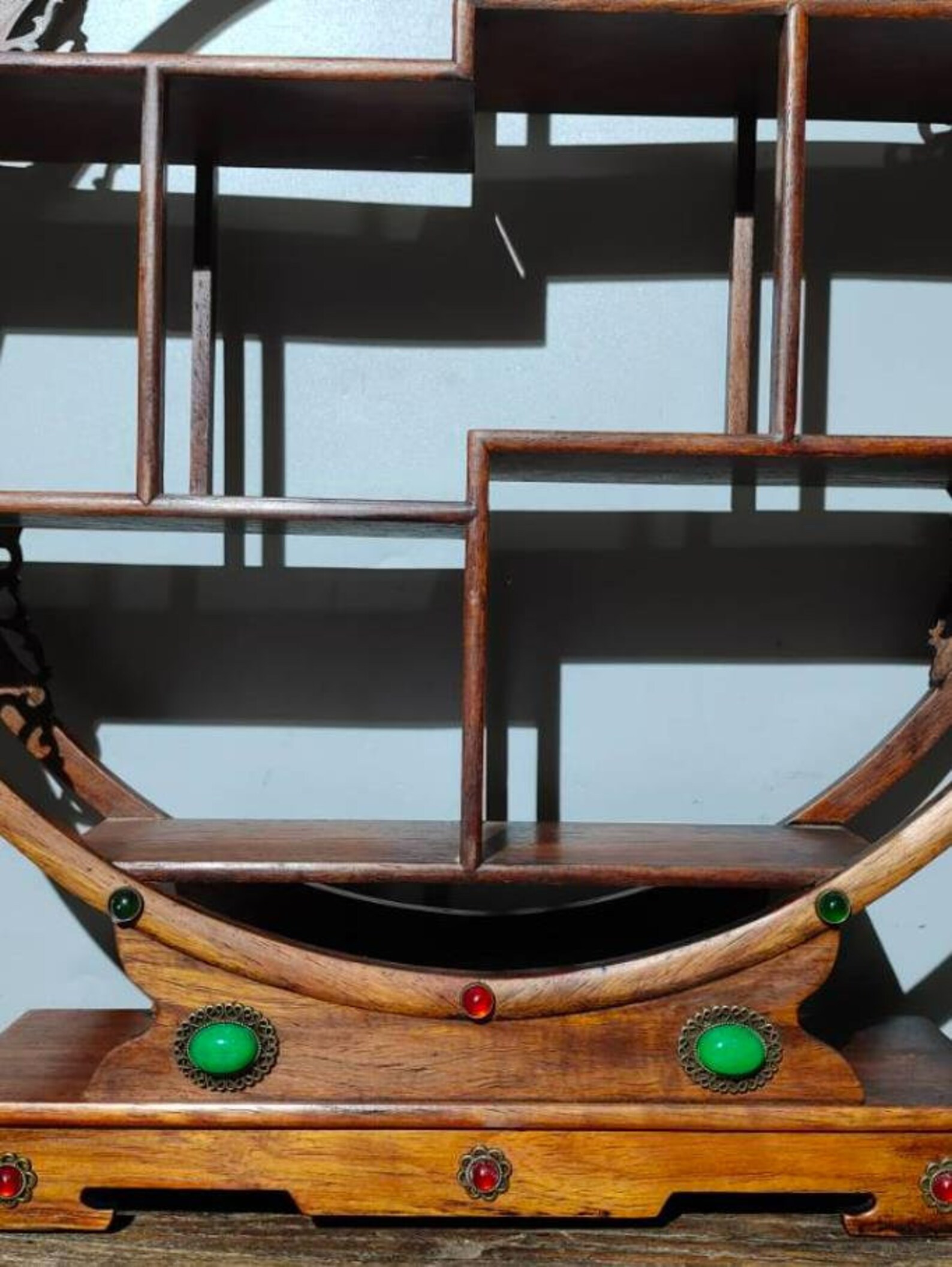 Chinese Antique Natural Rosewood Inlaid Gems Hand Carved Bogu Frame ...