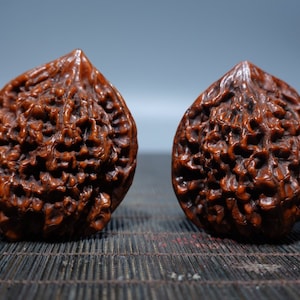 Chinese Antique Pure Hand-carved Old-fashioned Walnuts a Pair,fine ...