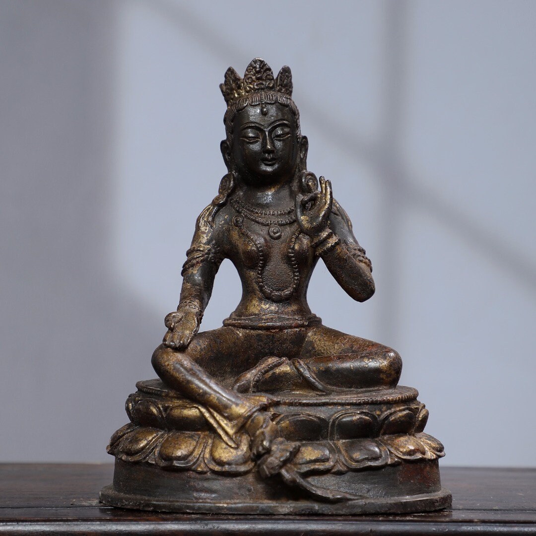 Antique Collection Pure Hand-carved Pure Copper Green Tara Buddha ...