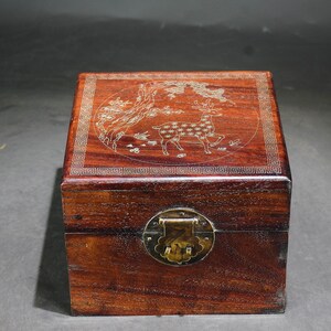Chinese Antique Handm Carved Natural Rosewood Deer Pattern Jewelry Box ...