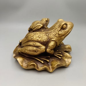 Chinese Antique Pure Copper Lotus Leaf Frog Statue Hand Carved Brass ...