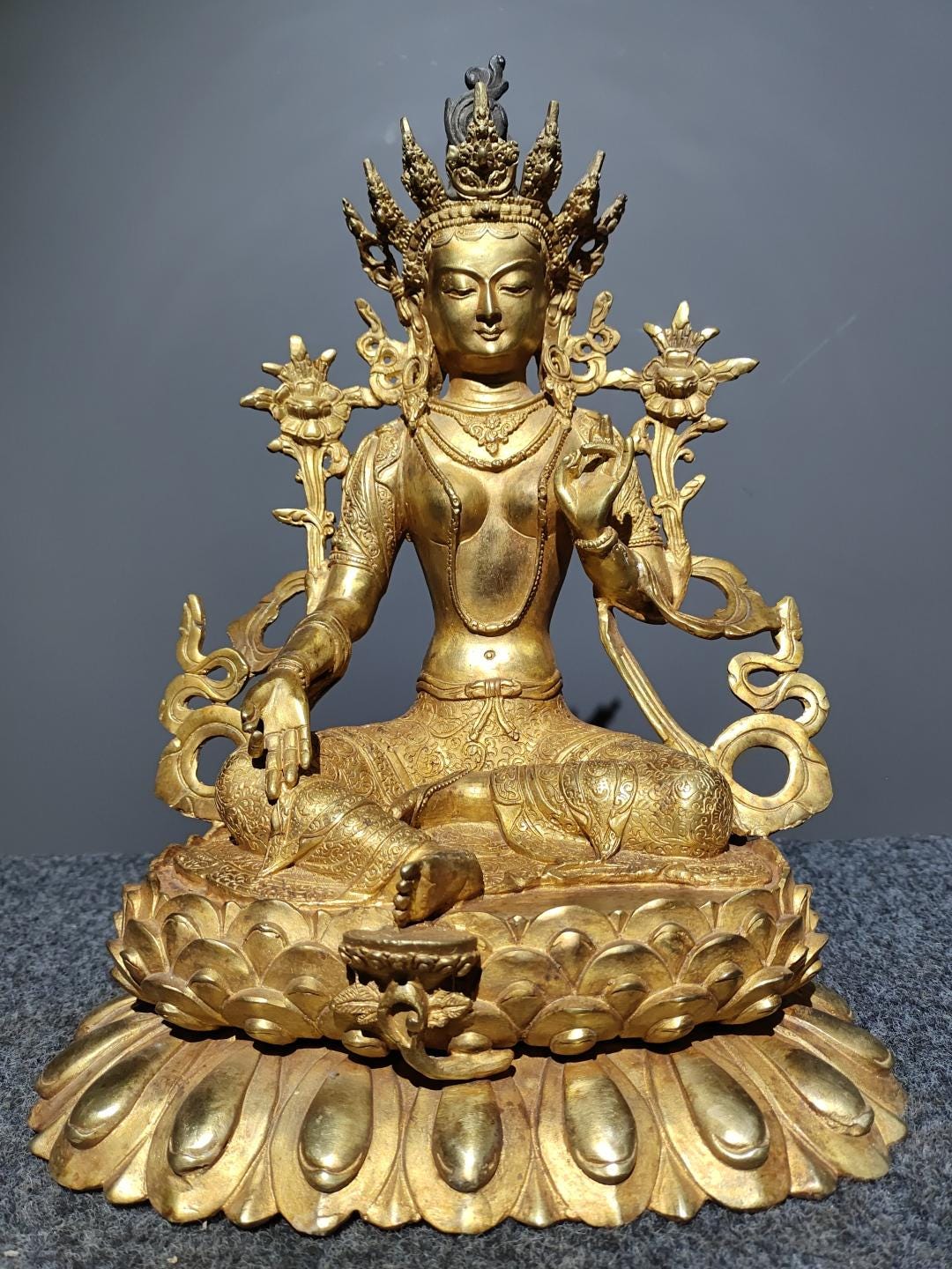 Chinese Antique Pure Hand-carved Pure Copper White Tara Buddha Statue ...