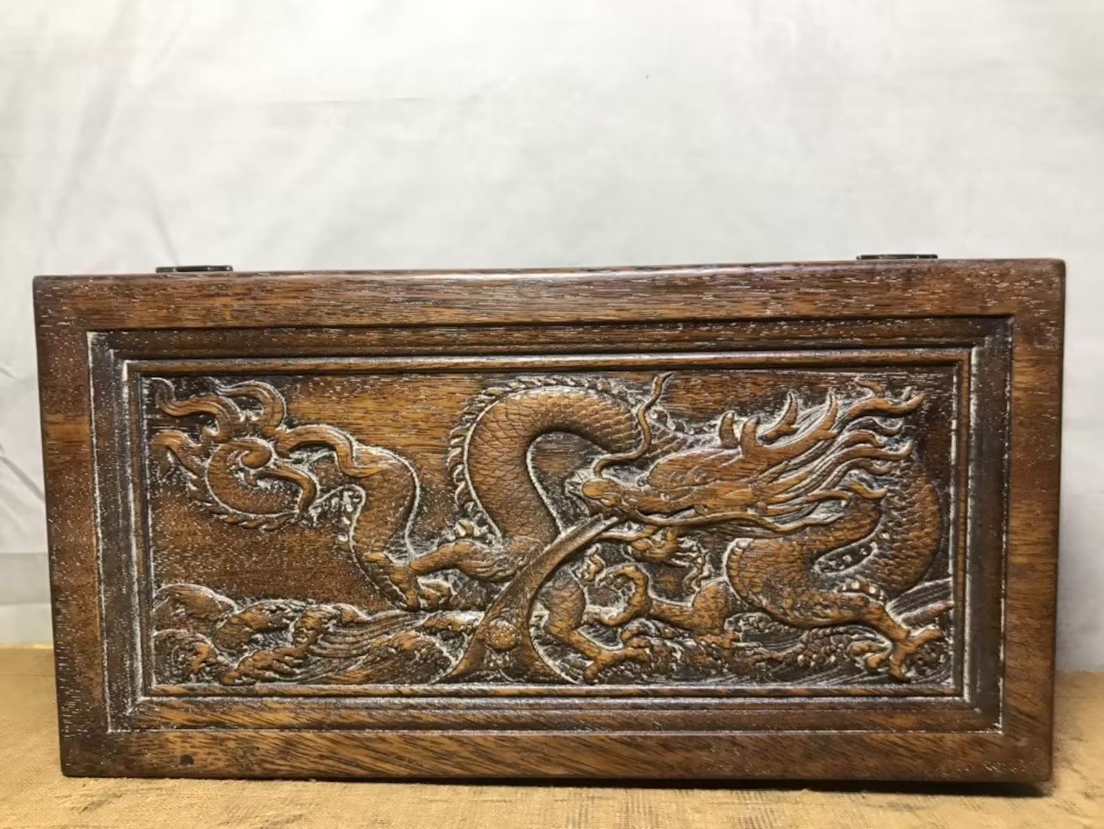 Chinese Hand Carved Natural Rosewood Dragon Pattern Jewelry Box Storage ...