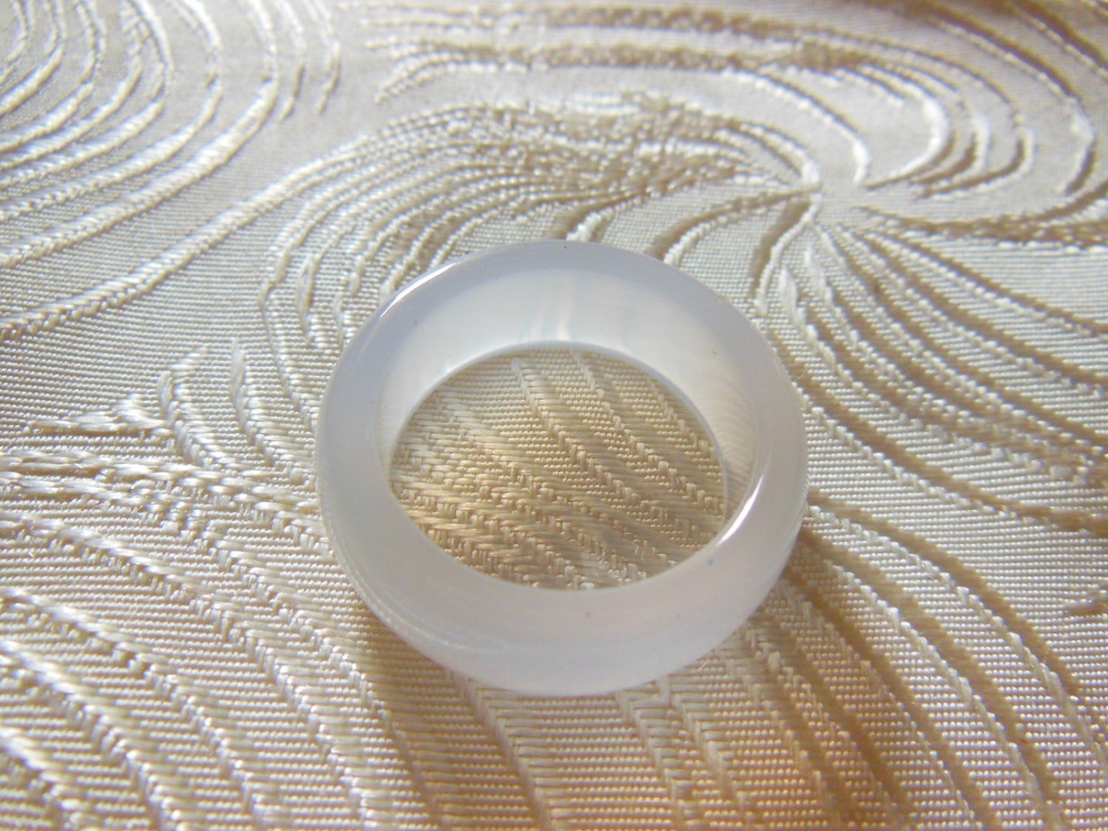 Free Shipping Natural AAA Ice Kind of the White Agate Ring Custom Sizes ...