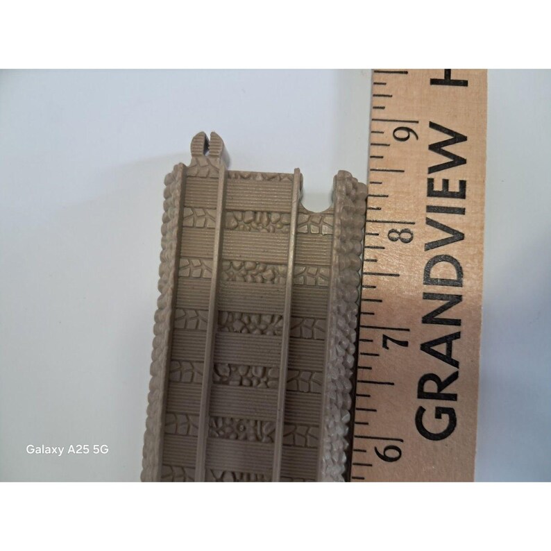 Thomas & Friends Mattel Train Tracks 2009 Lot of 10 Pieces Curved and ...