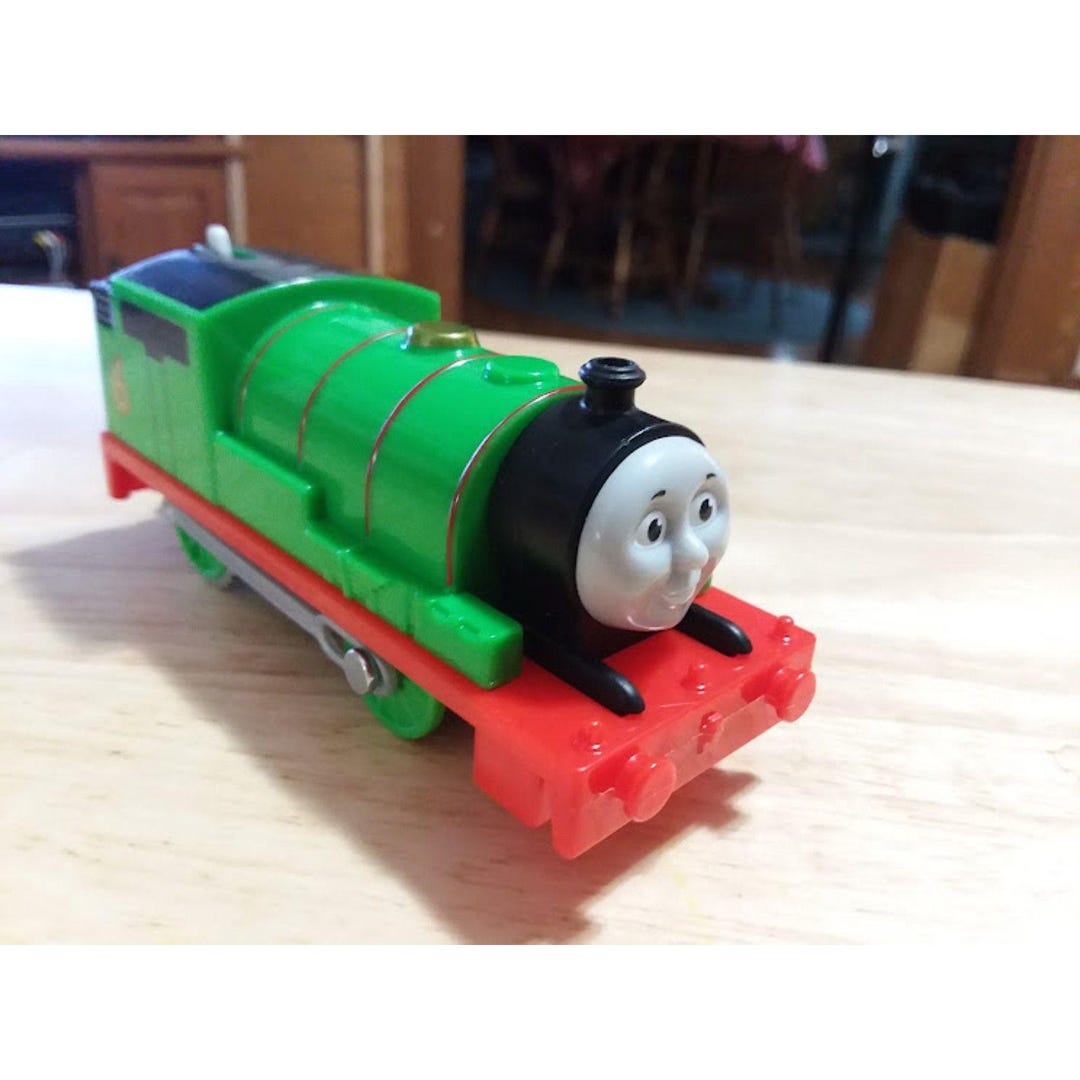 TOMY Thomas & Friends PERCY Motorized Engine Trackmaster 2013 Mattel ...
