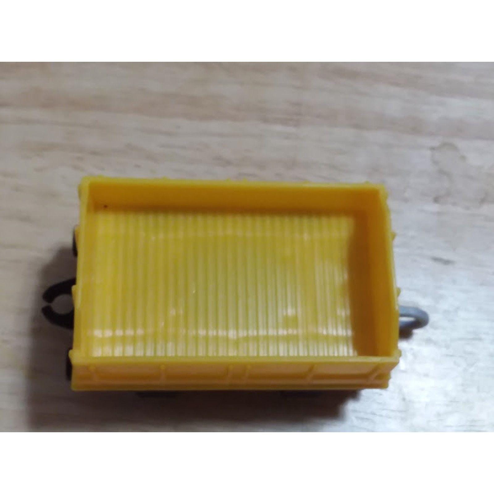 Tomy Trackmaster Yellow Train Car Thomas & Friends 2017 Moving Parts ...