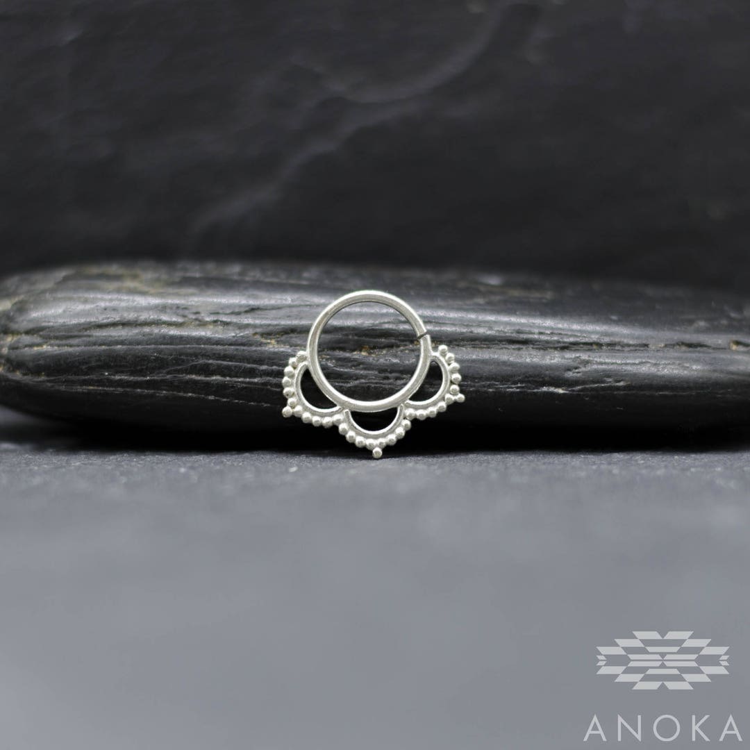 Loto Septum Ring 18G 1mm 16G 1.2mm and 14G 1.6mm Daith - Etsy