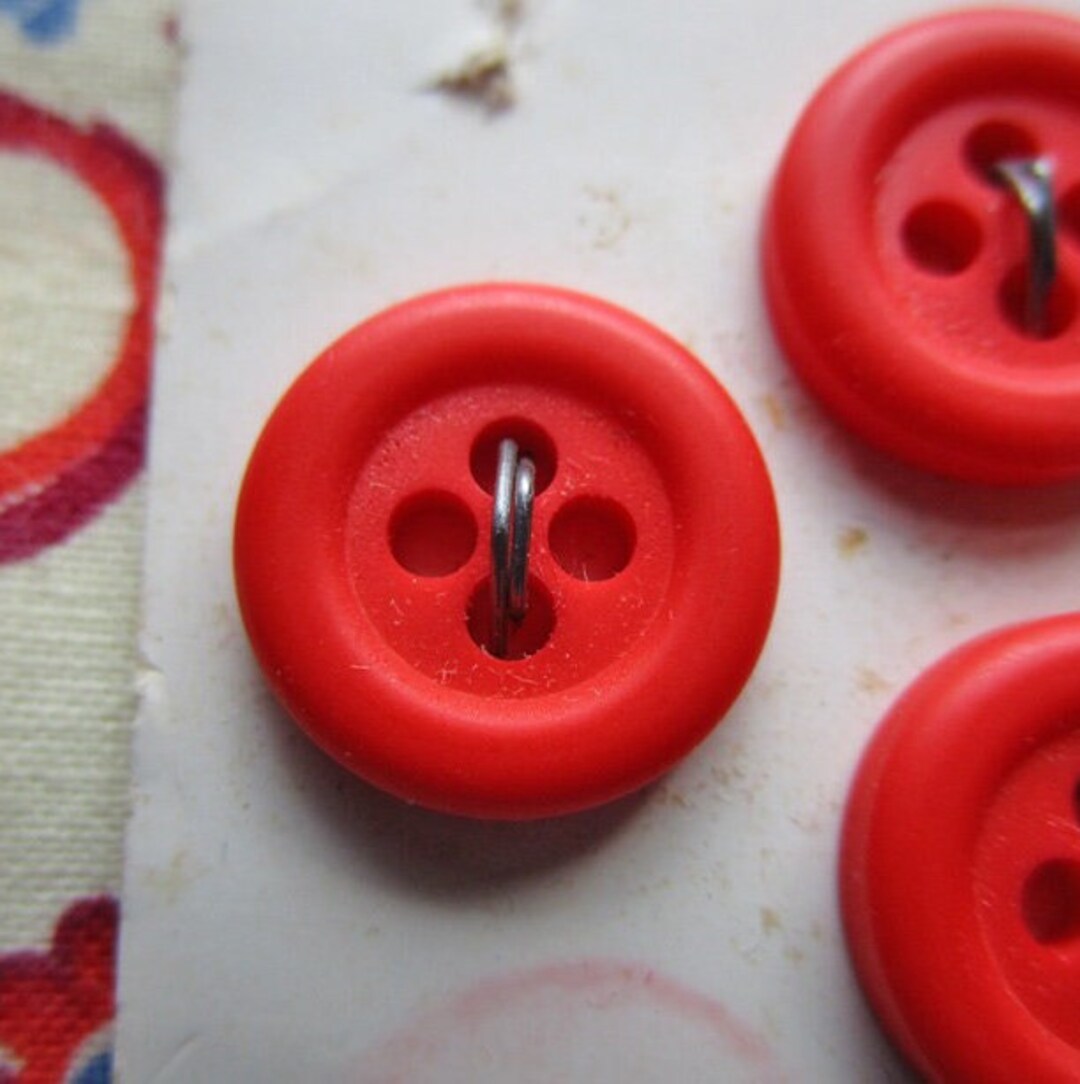 3 Vintage Lansing Tomato Red Plastic Buttons, 1/2 12mm, Four-hole Sew ...