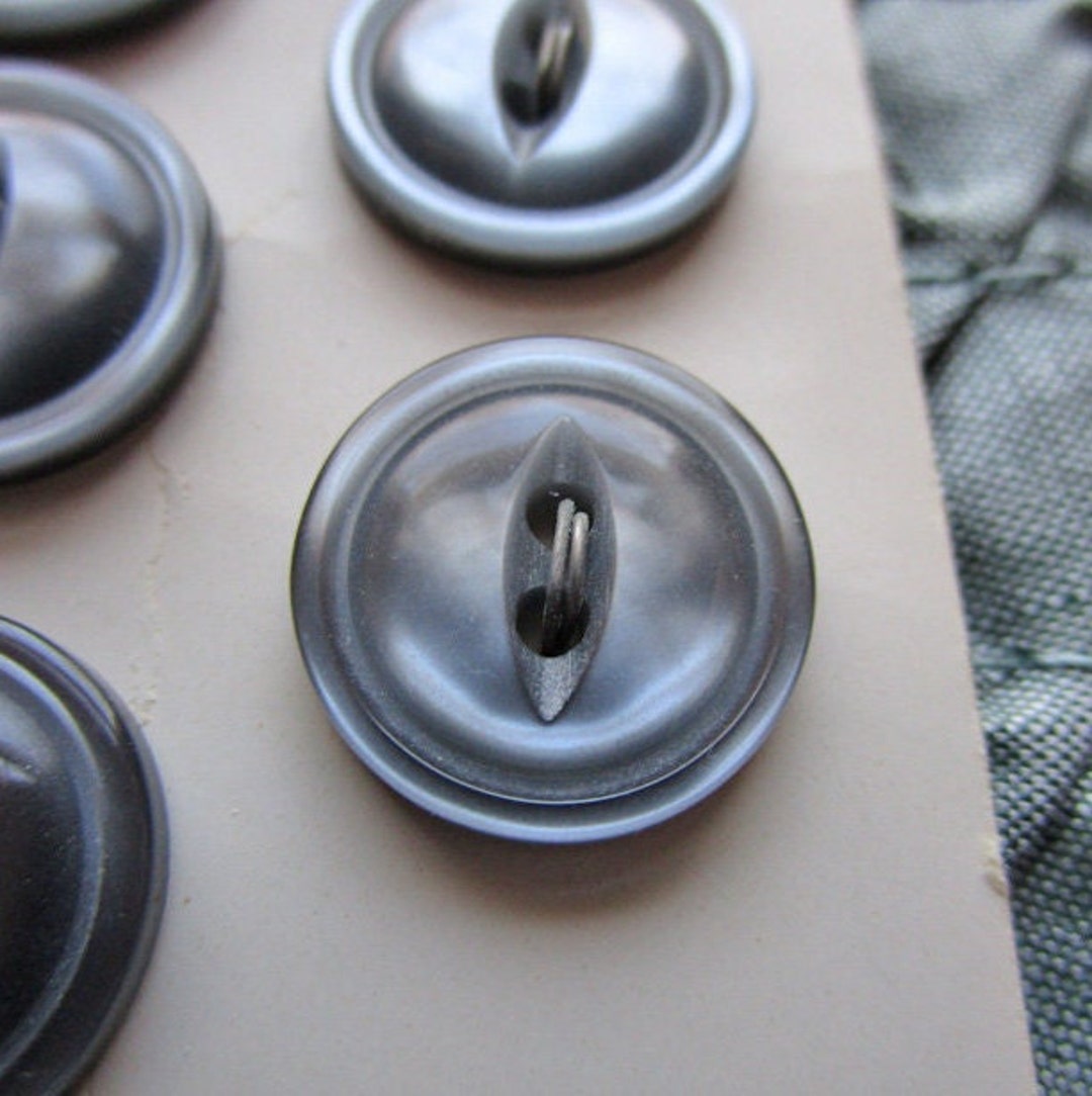 10 Vintage Gray Plastic Two-hole Buttons, 9/16 15mm - Etsy