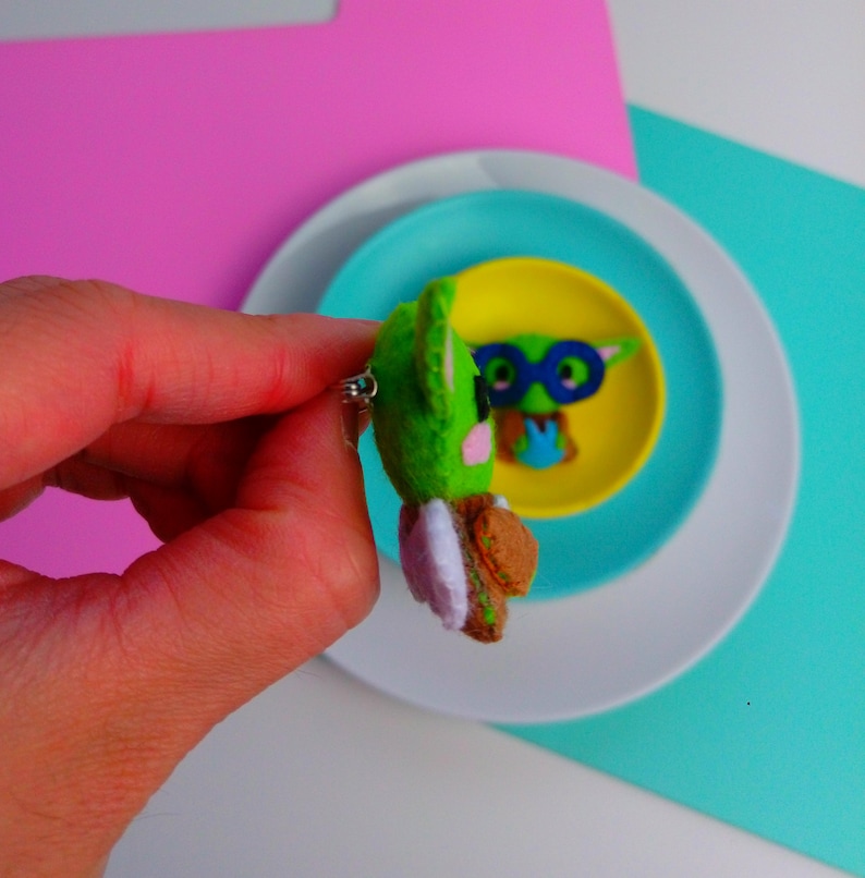 Cute Baby Yoda Brooch Pattern Yoda Felt Pattern Mini Yoga Felt Doll ...
